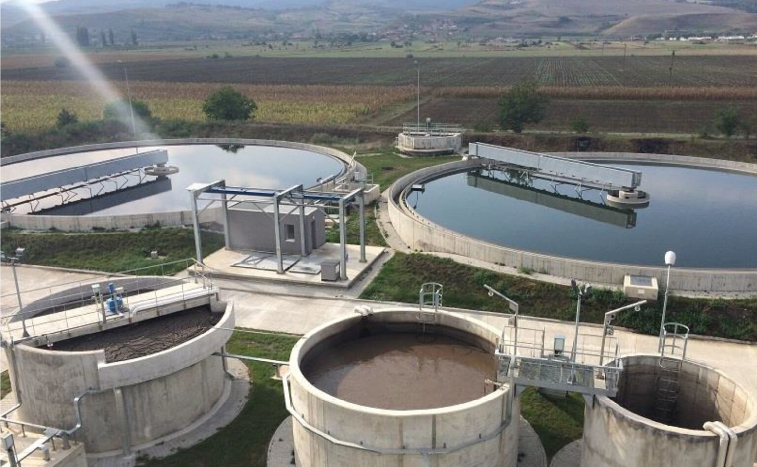 Secondary clarifiers - Glossary - ALMAWATECH